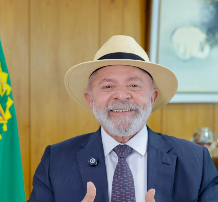 AF | Cidades | Pesquisa mostra Lula liderando intenções de voto para ...